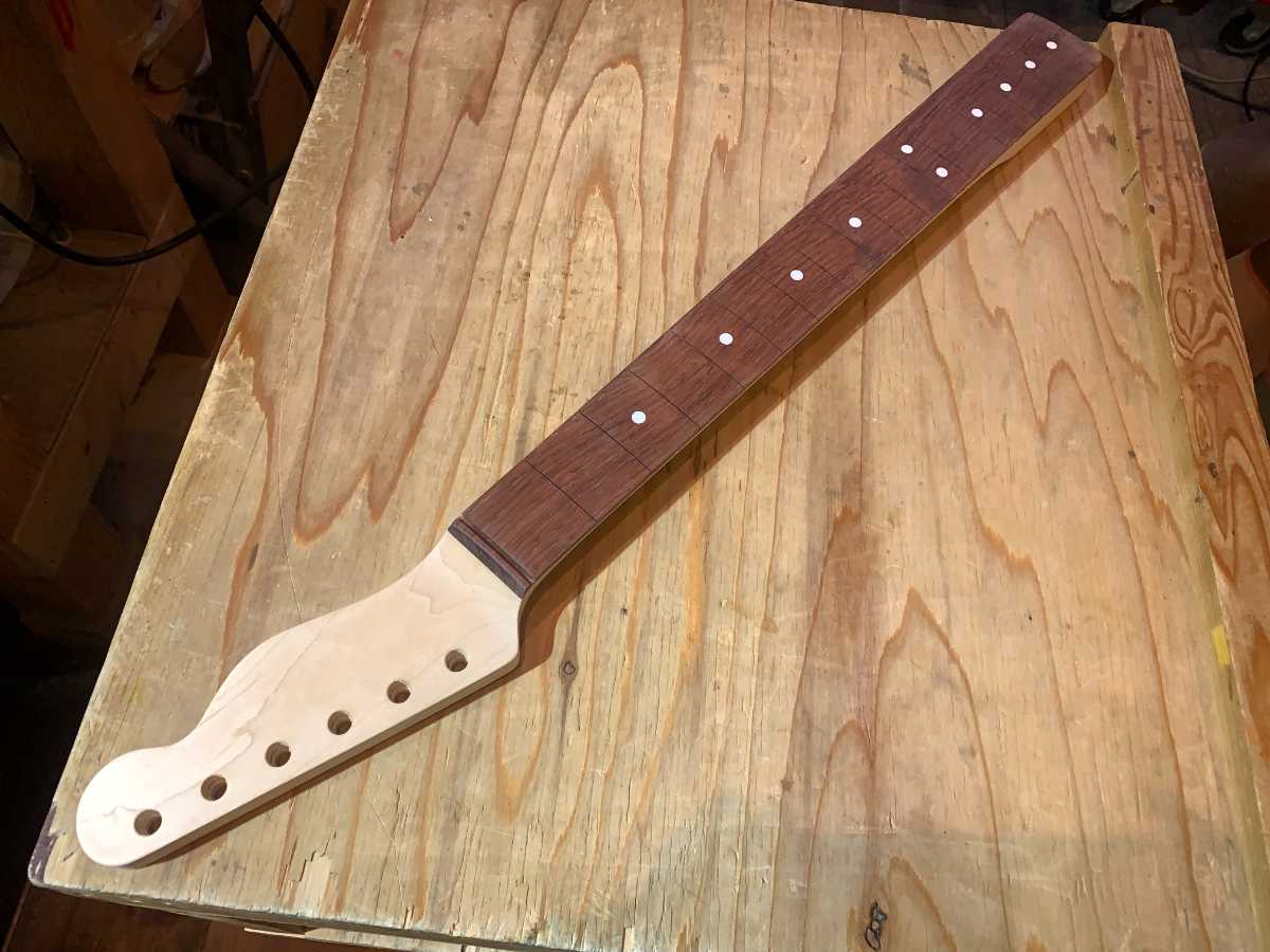 CUSTOM-MADE Telecaster Relic Olympic White Over 3-Tone Burst